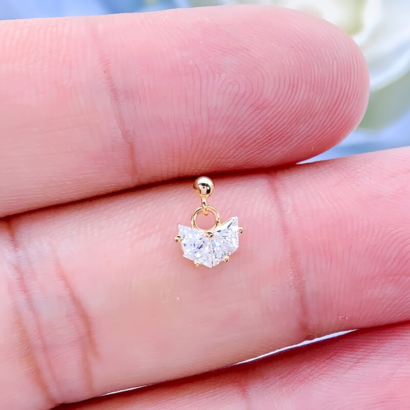 14k Gold Cartilage Earring - Etsy