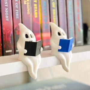 Shelf Ghost Readers Pair Bookshelf Decor - Cute Spooky Book Lovers ...