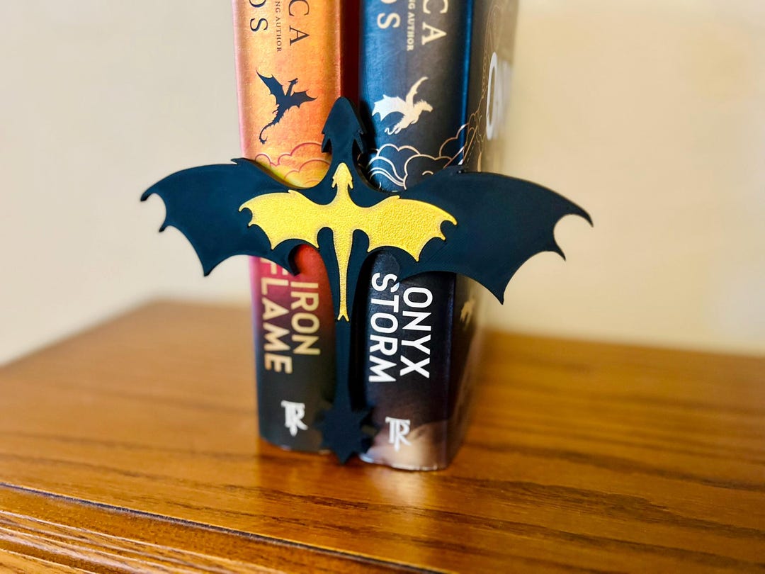 Dragon Book Insert 3D Printed Dragon Bookshelf Decor Black and Gold ...