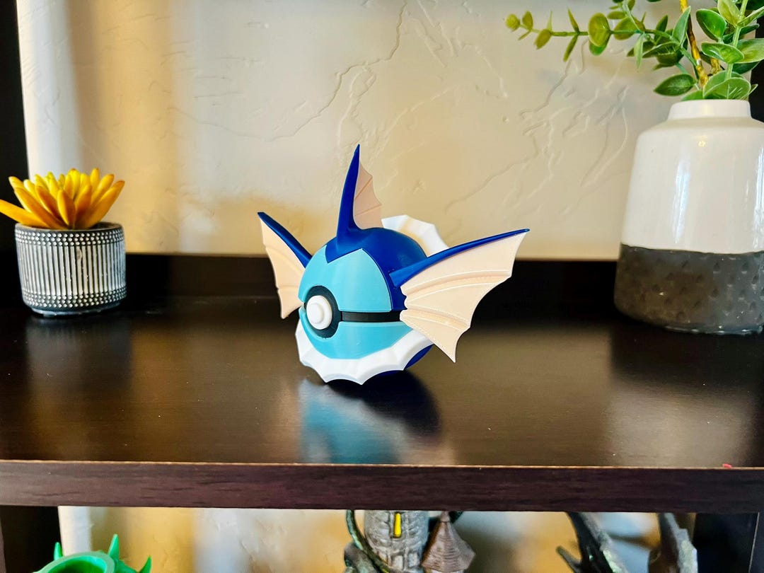 Vaporeon Pokéball Unique Pokémon Collectible, Custom Vaporeon Ball ...