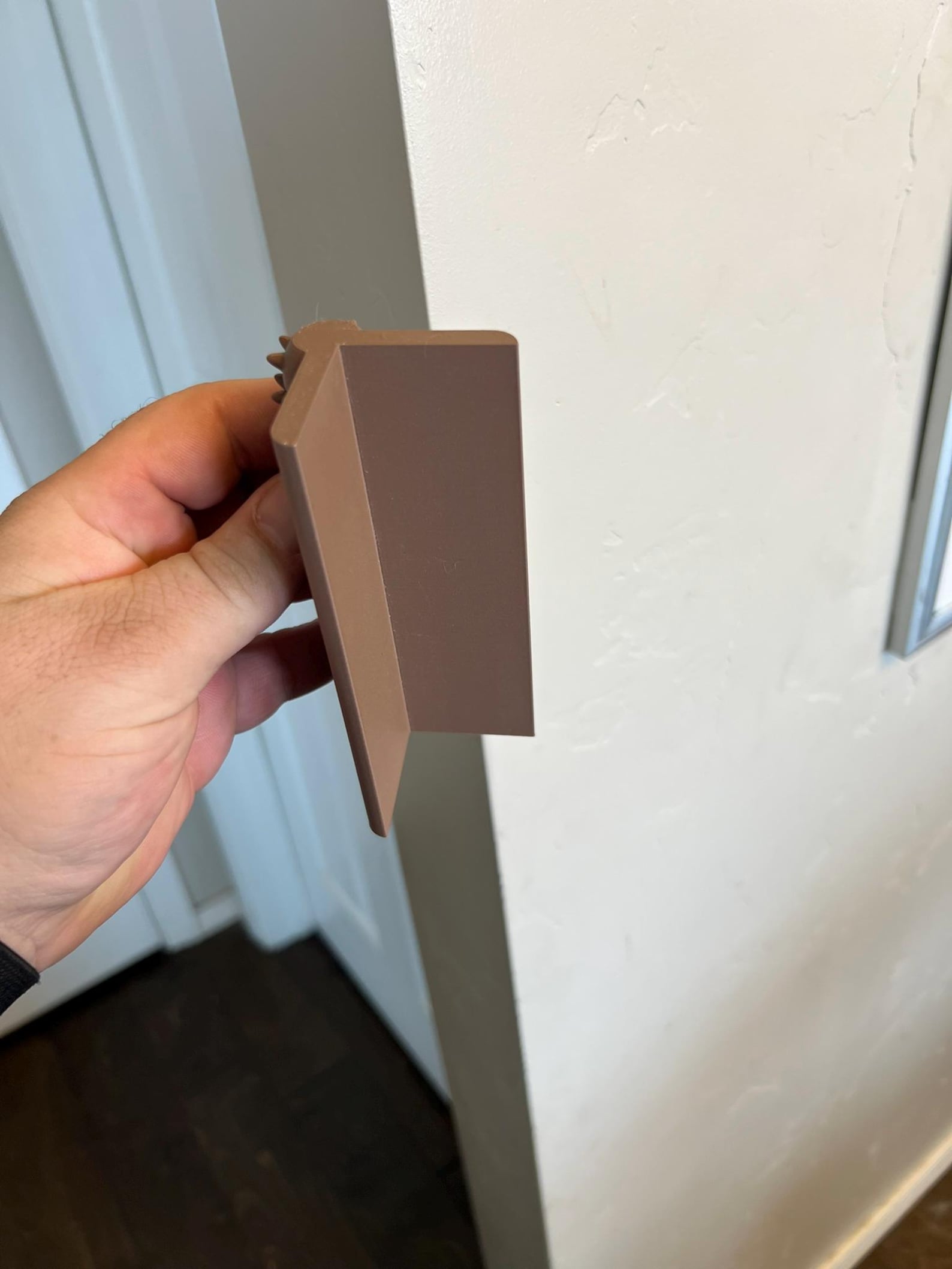 Corner Back Scratcher – Wall Mounted, Hands-free Itch Relief - Etsy