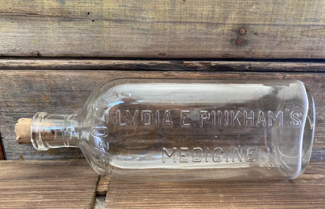 Early LYDIA E PINKHAM’S Medicine Medical Apothecary Medicine Bottle ...