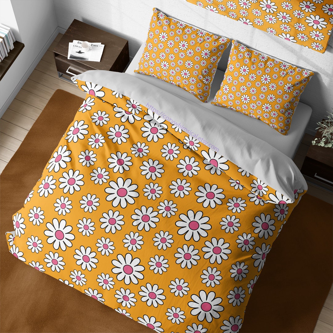Yellow Retro Daisies Cotton Duvet Cover Set, Hippie Daisy Floral ...