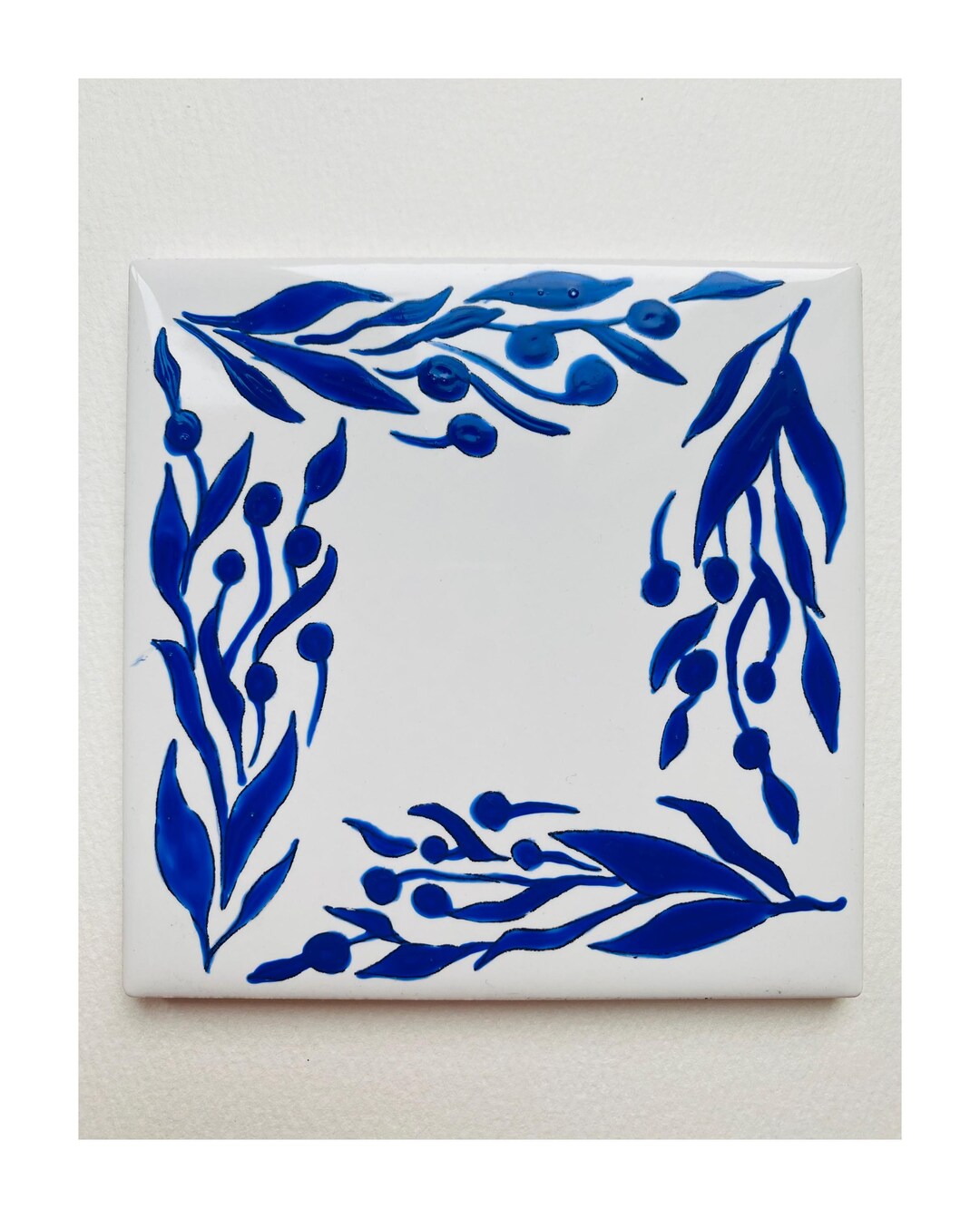 Somerset Floral Border ~ Delft Inspired, Hand-painted Blue and White ...