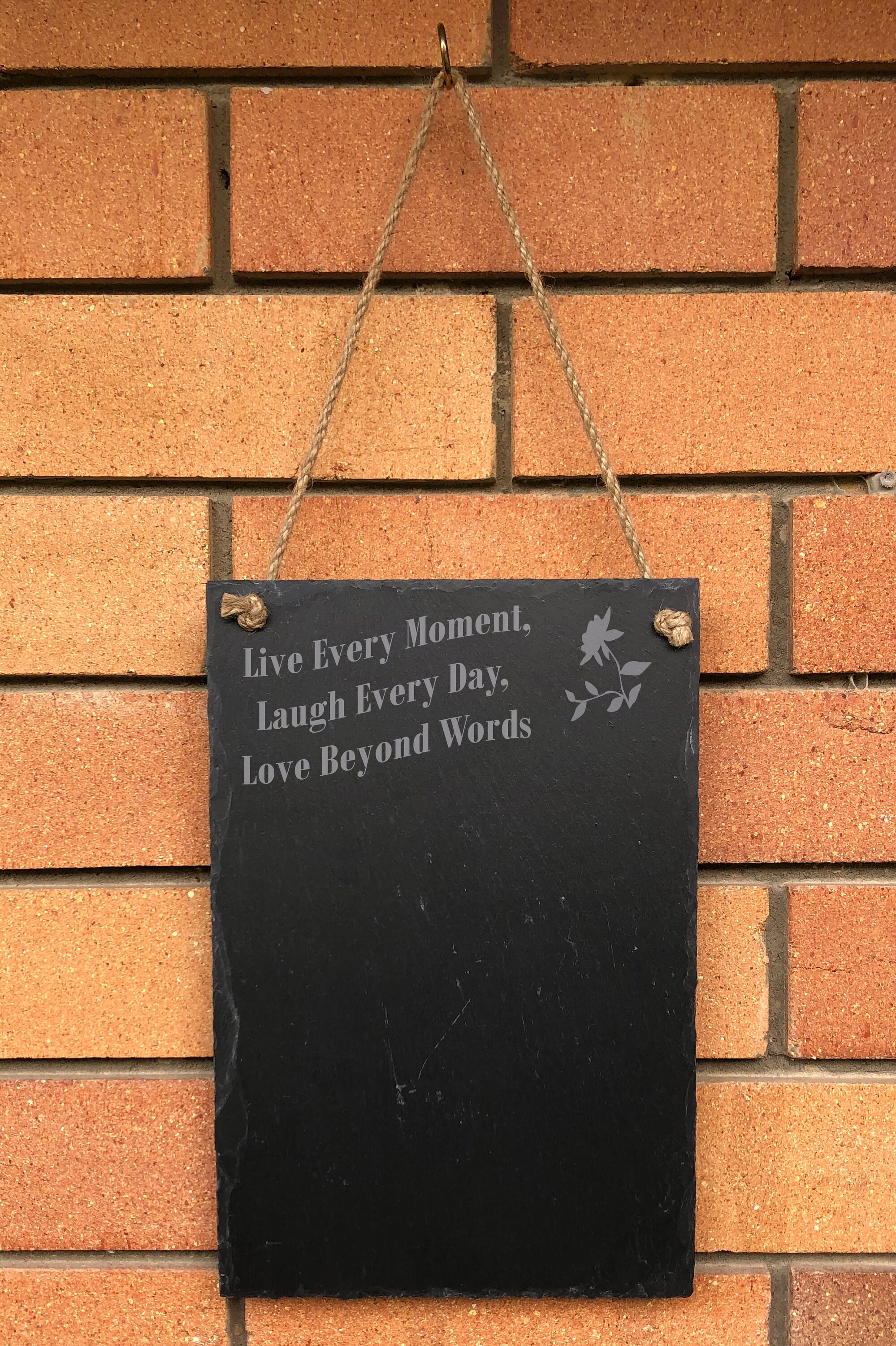 Engraved Slate Hanging Board: Personalized Message Board (30x20cm ...