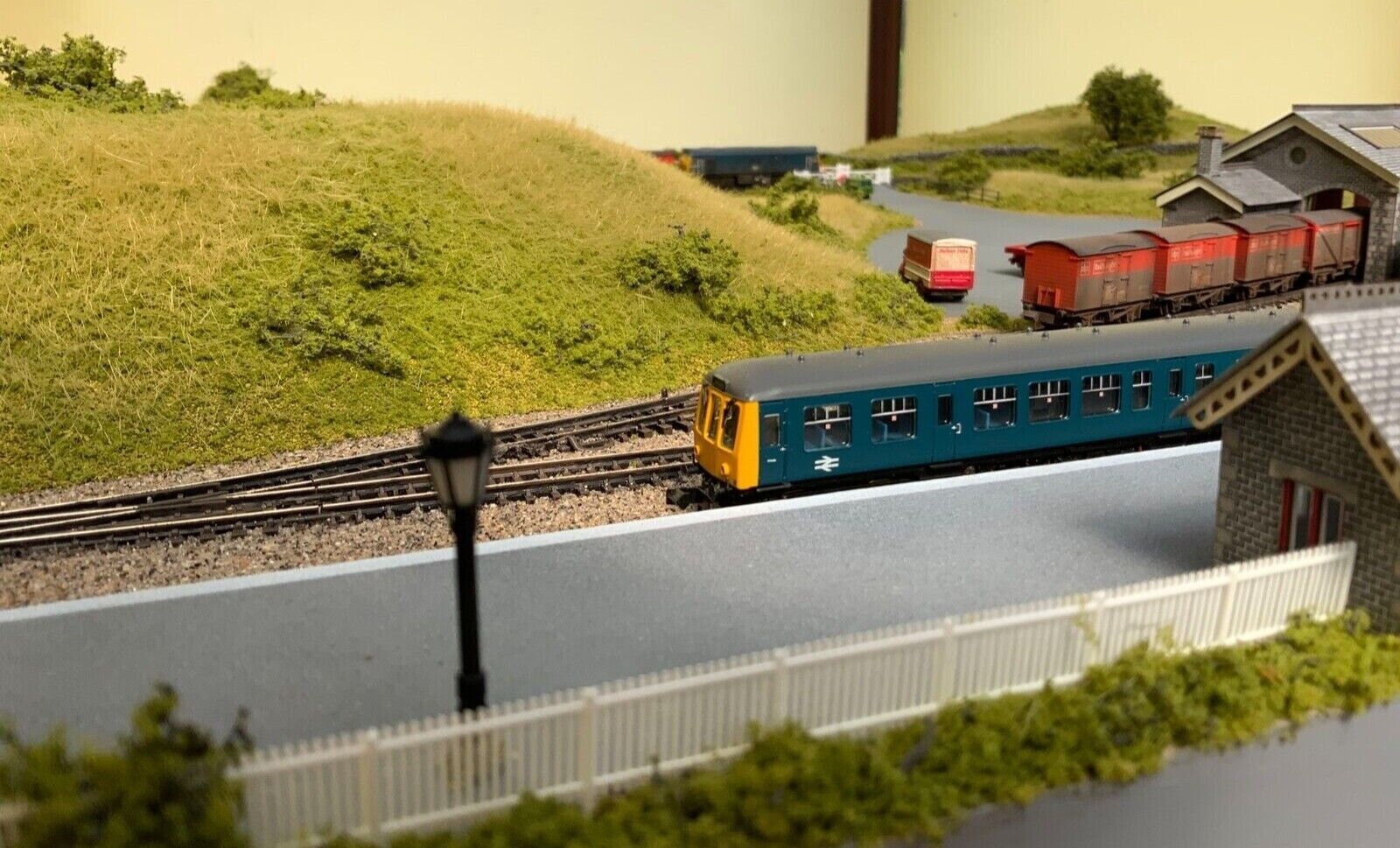 Model Railway Train Layout, Built to Order, N Gauge Fully Scenic Oval ...