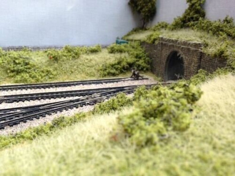 OO Gauge End to End Shelf Diorama, Railway Layout, 48” X 12” X 10” DC ...