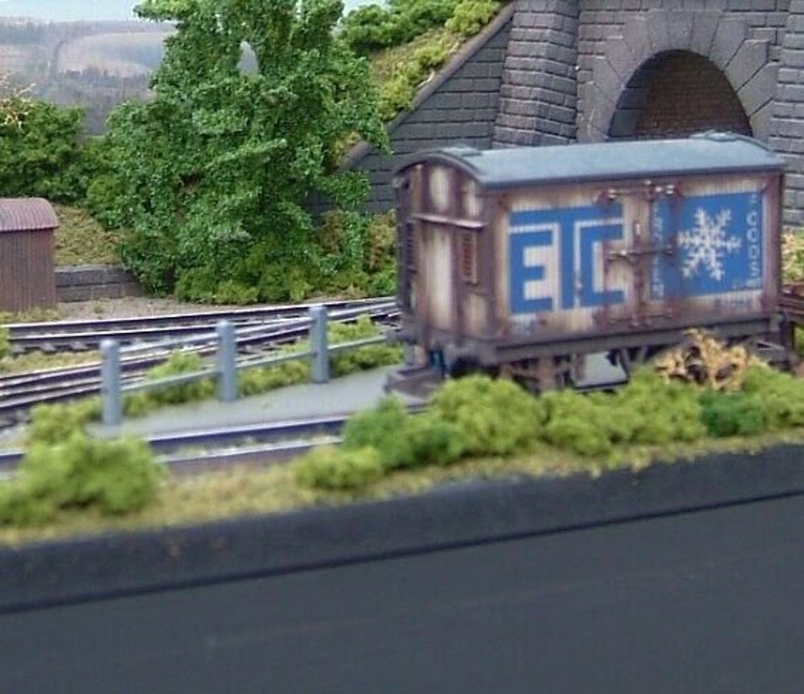 OO Gauge End to End Model Railway, Train, Layout. Fully Scenic, Built ...