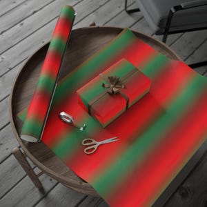 Red and Green Wrapping Paper for Birthdays or Christmas, Fun Holiday ...