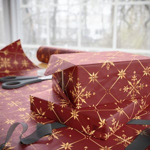 Crimson & Gold Christmas Wrapping Paper With Ornate Snowflakes, Elegant ...
