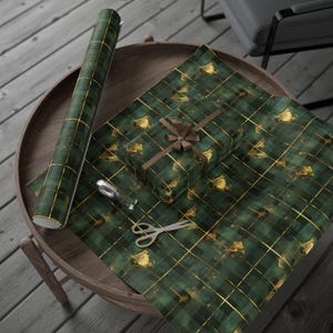 Gorgeous Gold and Green Holiday Gift Wrapping Paper, Christmas Giftwrap ...