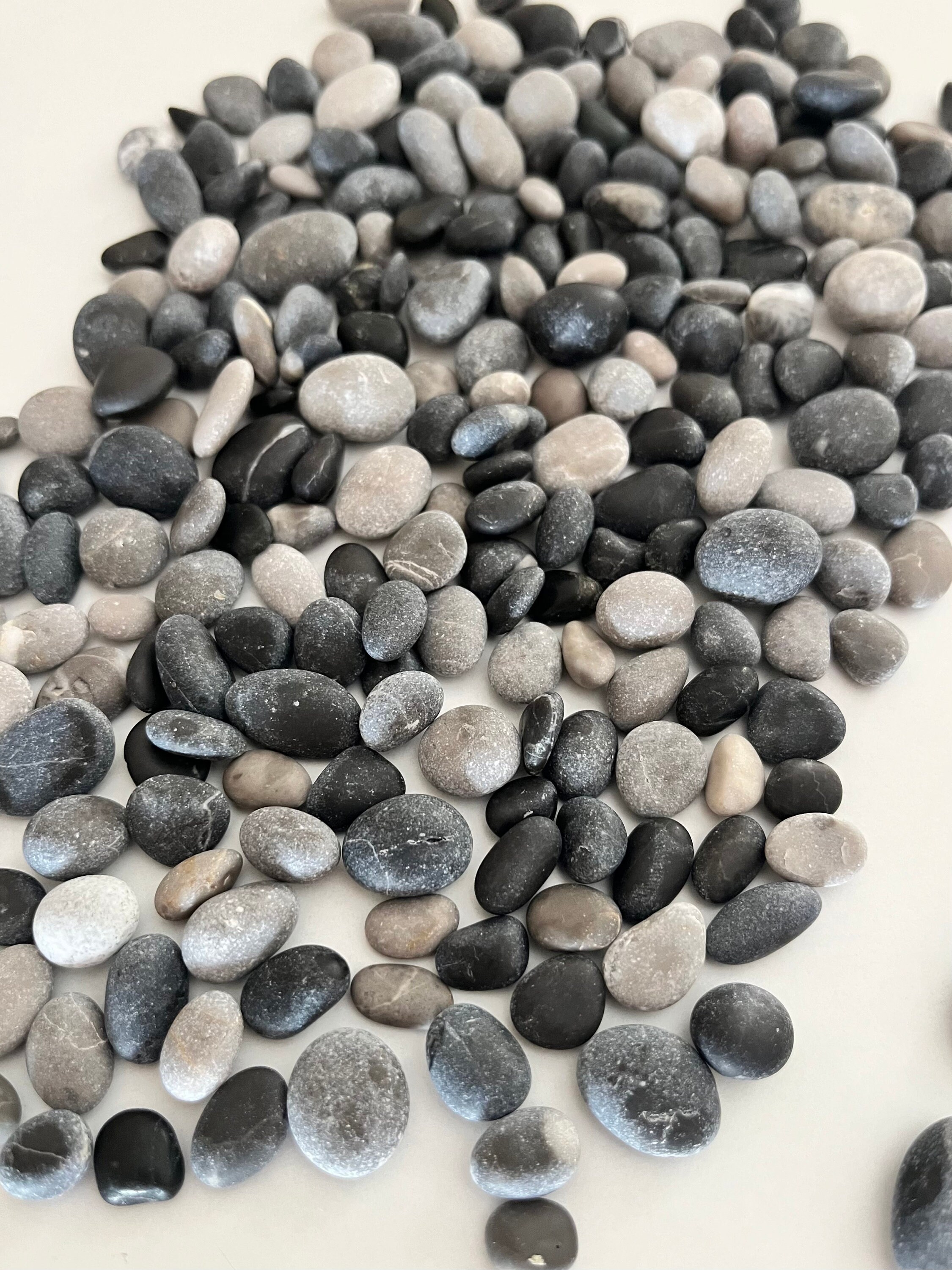Set of 100 Small Beach Pebbles, for Pebble Art and Crafts, Natural ...
