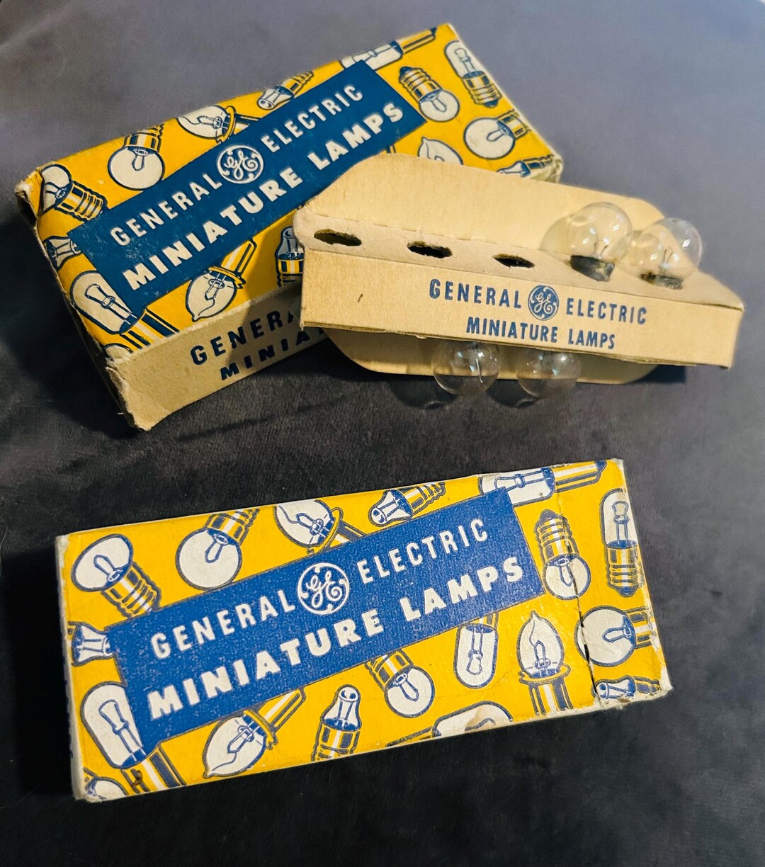 Vintage General Electric Miniature Lamps - Set of Two - One Unopened ...
