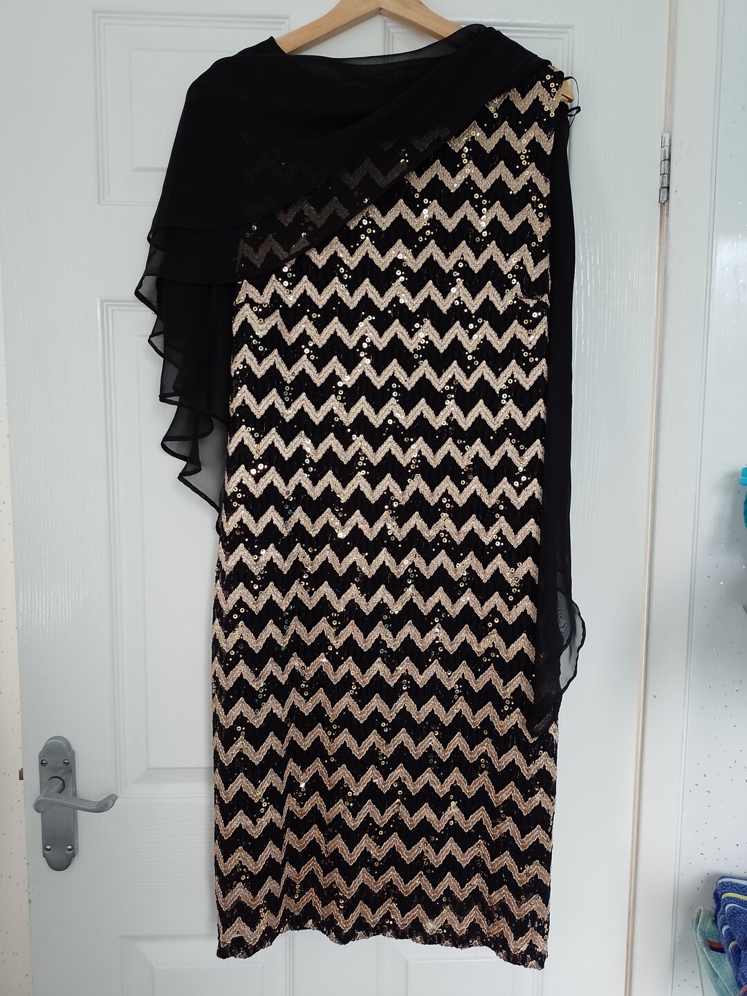 90s Retro Sequin Dress.with Sheer Wrap 14 by Klass Black & Gold - Etsy