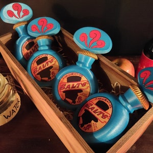 Blackwall's favorite items - Etsy