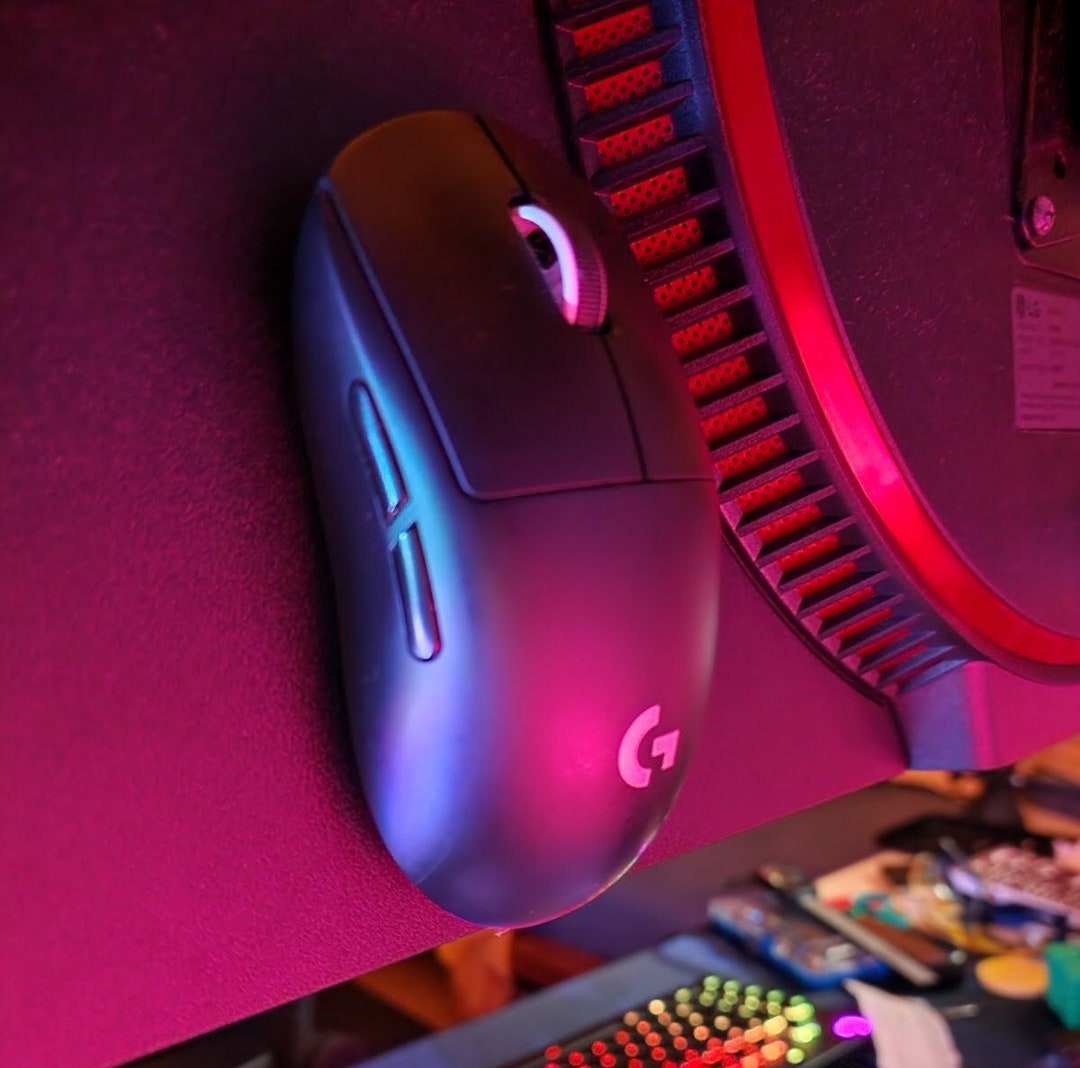 Universal Logitech G Mouse Wall Mount | Awesome Present - Etsy