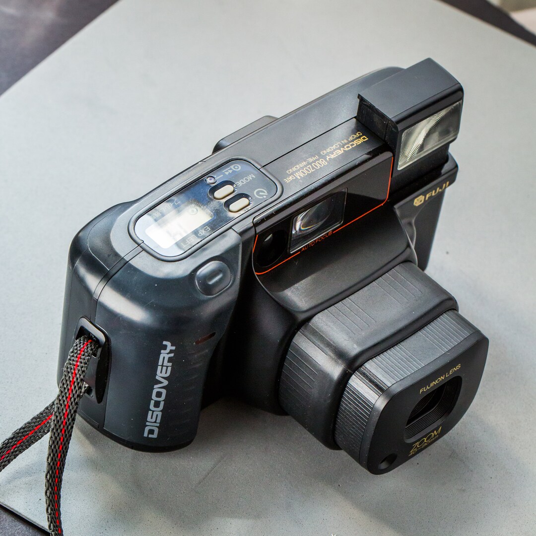 90's Boxy Fuji Discovery 800 Zoom 35mm Camera - Etsy