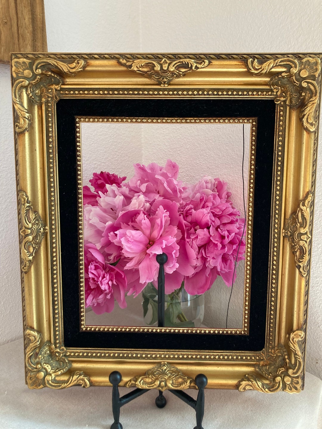 Pair or Gold and Black Velvet Vintage Frames - Etsy