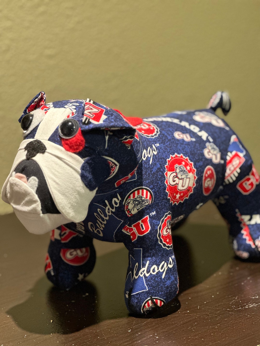 Gonzaga Bulldog Stuffie! This Adorable Mascot Made in Spokane Bulldog ...