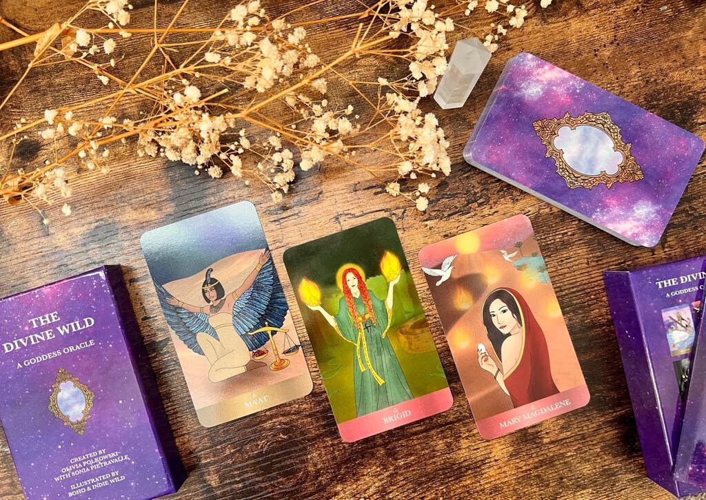 The Divine Wild: A Goddess Oracle Deck - Etsy Canada