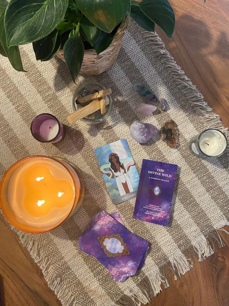 The Divine Wild: A Goddess Oracle Deck - Etsy Canada
