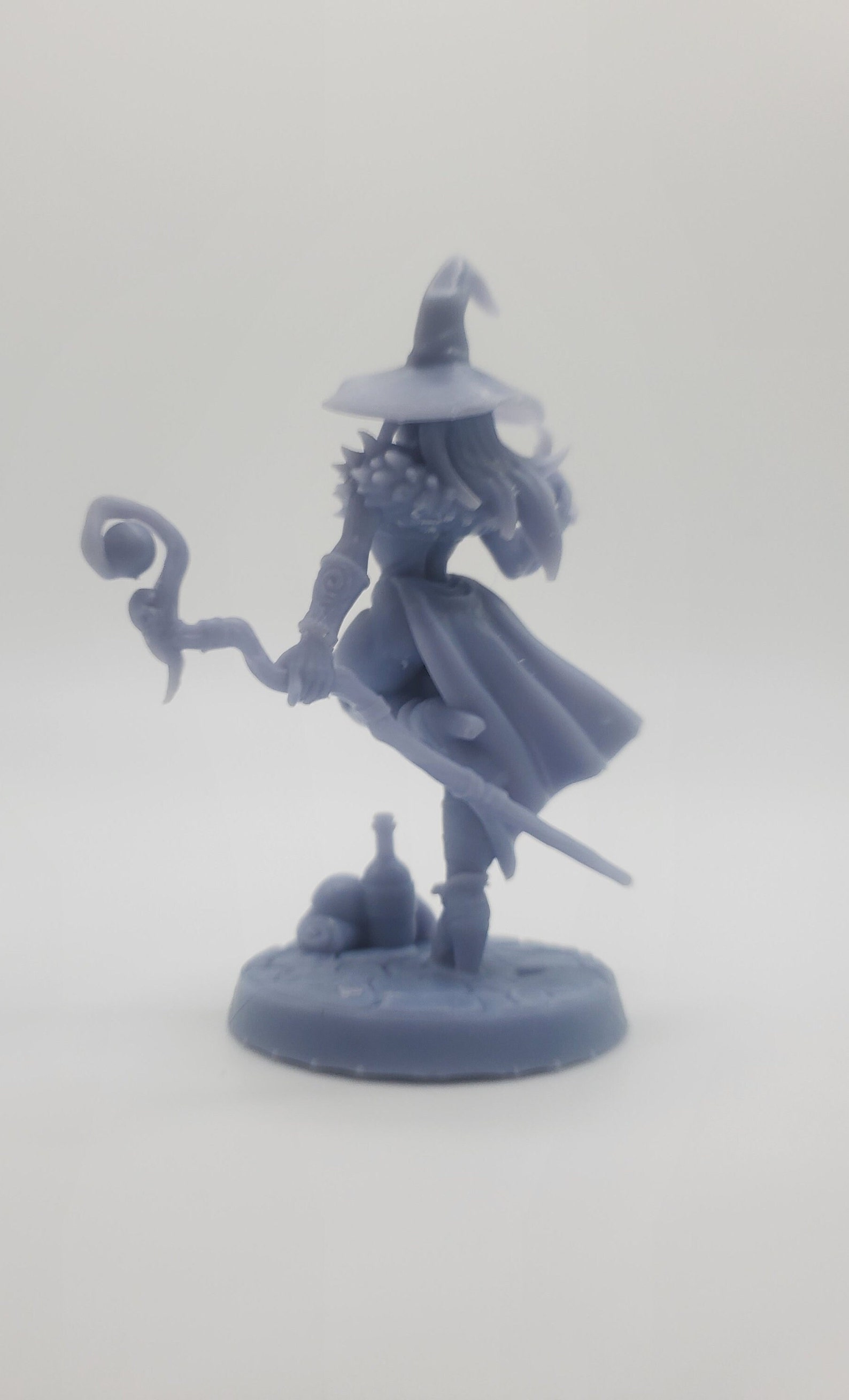 Female Sorcerer Mini, Busty Female Dnd Token, Female Caster Mini, Hero ...