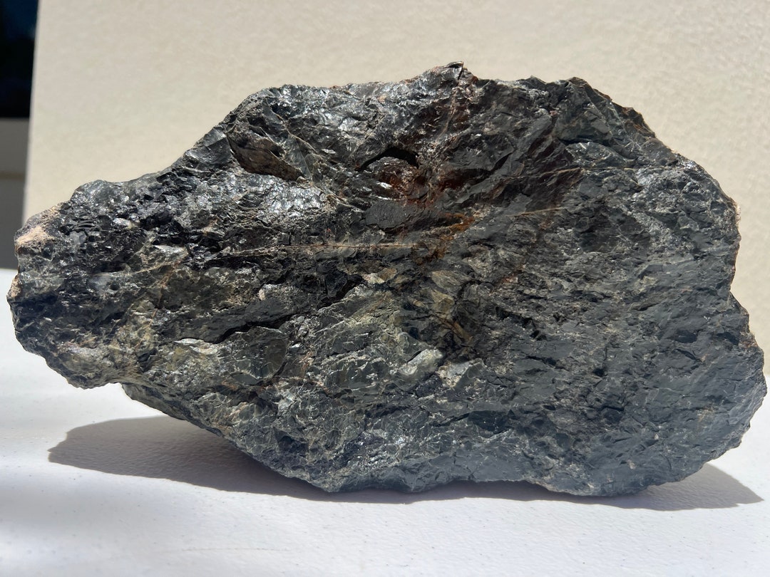 Australian Rough Silicified Serpentinite Magnetite Chunk 3250 Grams ...