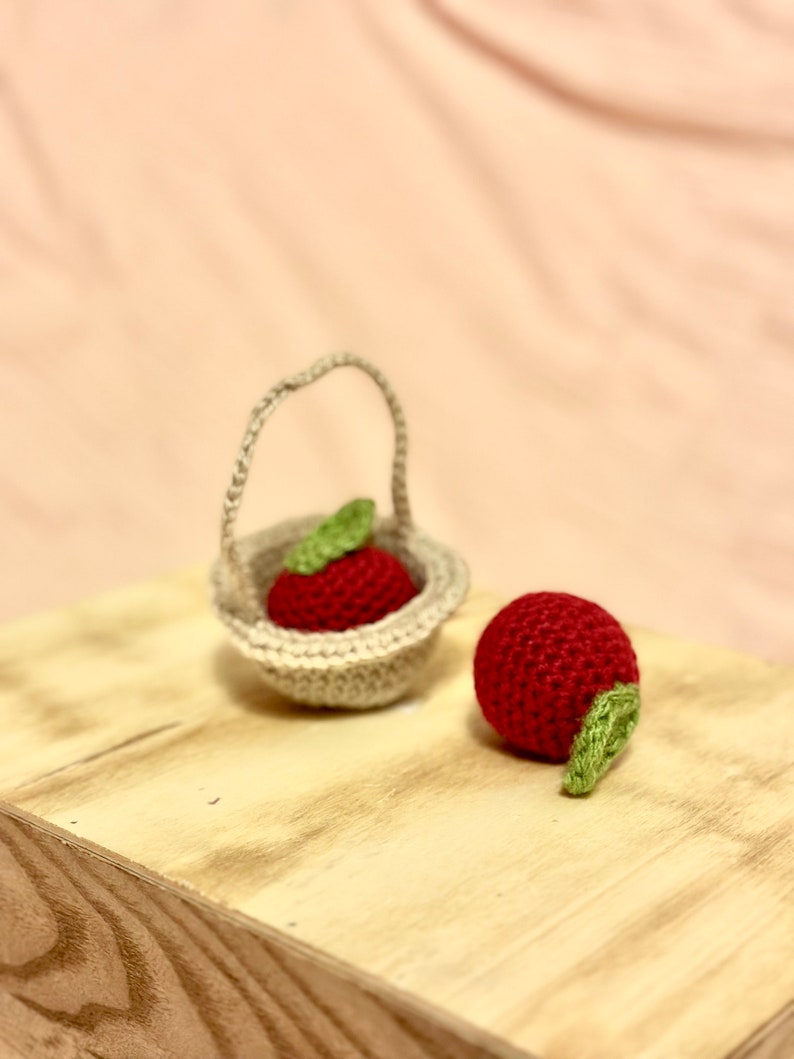 Basket of Apples Crochet Pattern - Etsy