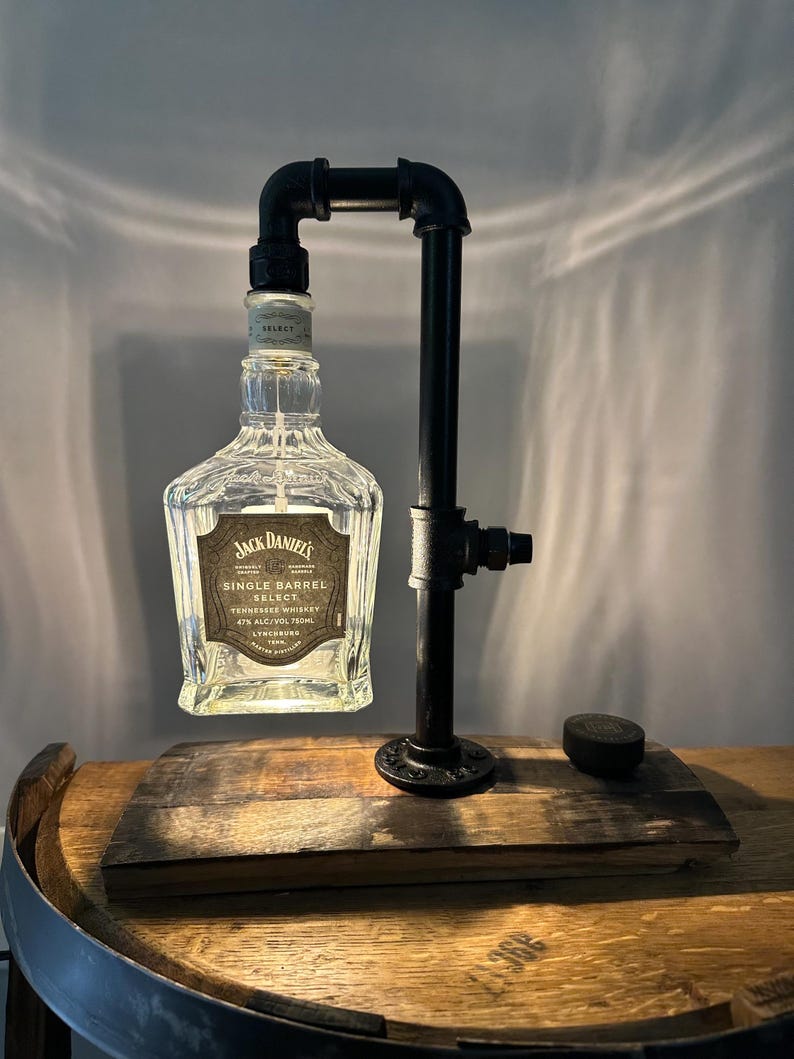 Jack Daniel’s Single Barrel Empty Bottle Lamp With Barrel Stave Base - Etsy