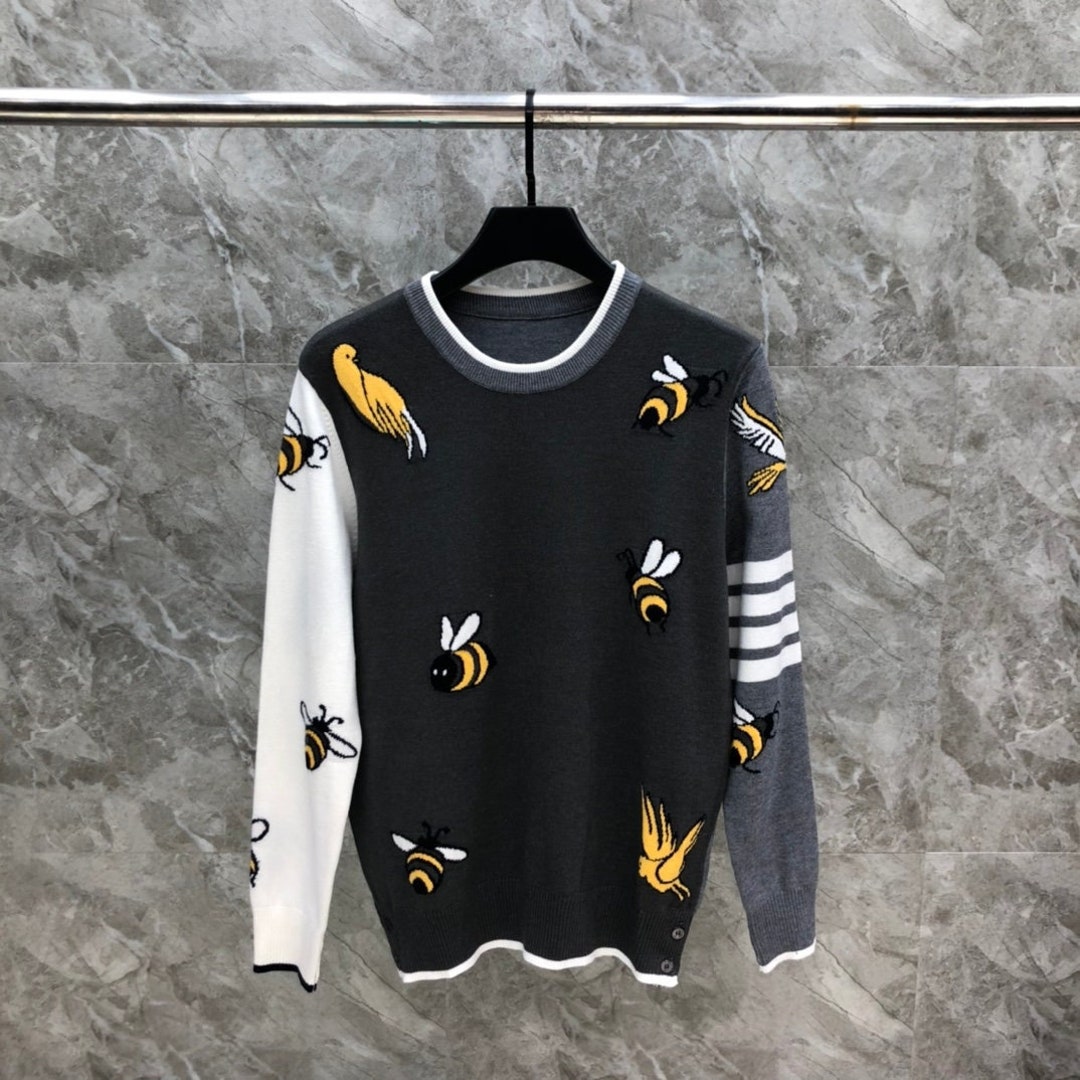 Thom Browne Gray Bee Round Neck Sweater Jacquard Knitted Sweater ...