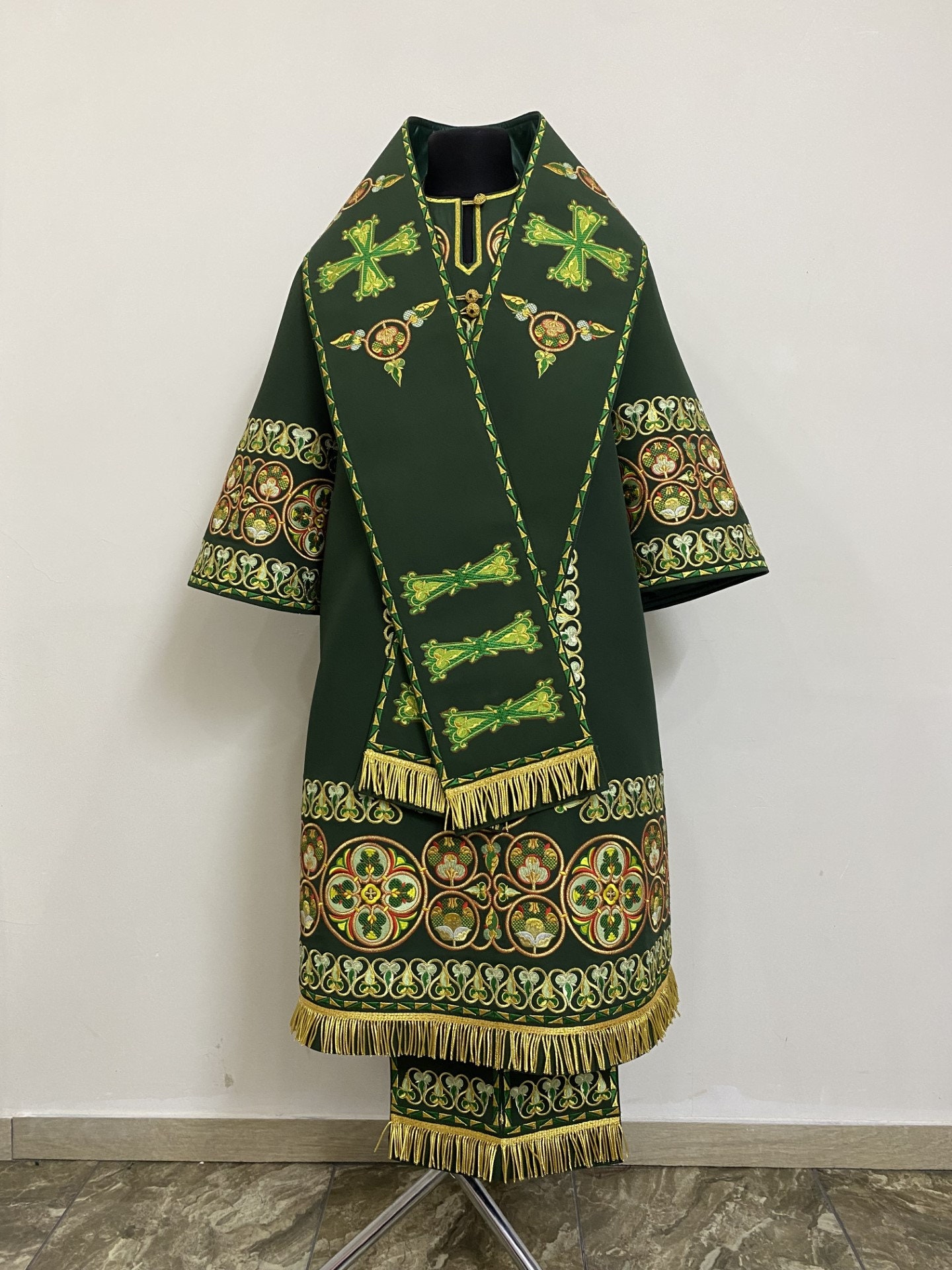 Bishop Set Vestment Machine Embroidery, Archbishop Vestments ...