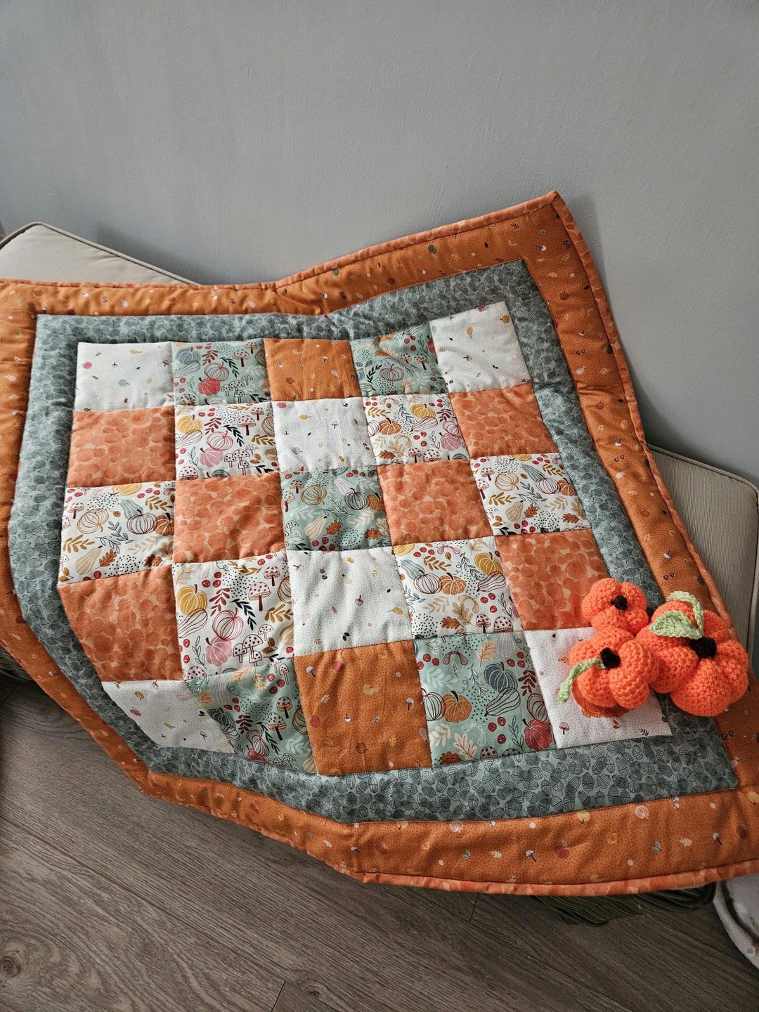 Pumpkin Picking Autumn Quilted Patchwork Play Mat/pushchair Cover Quilt ...