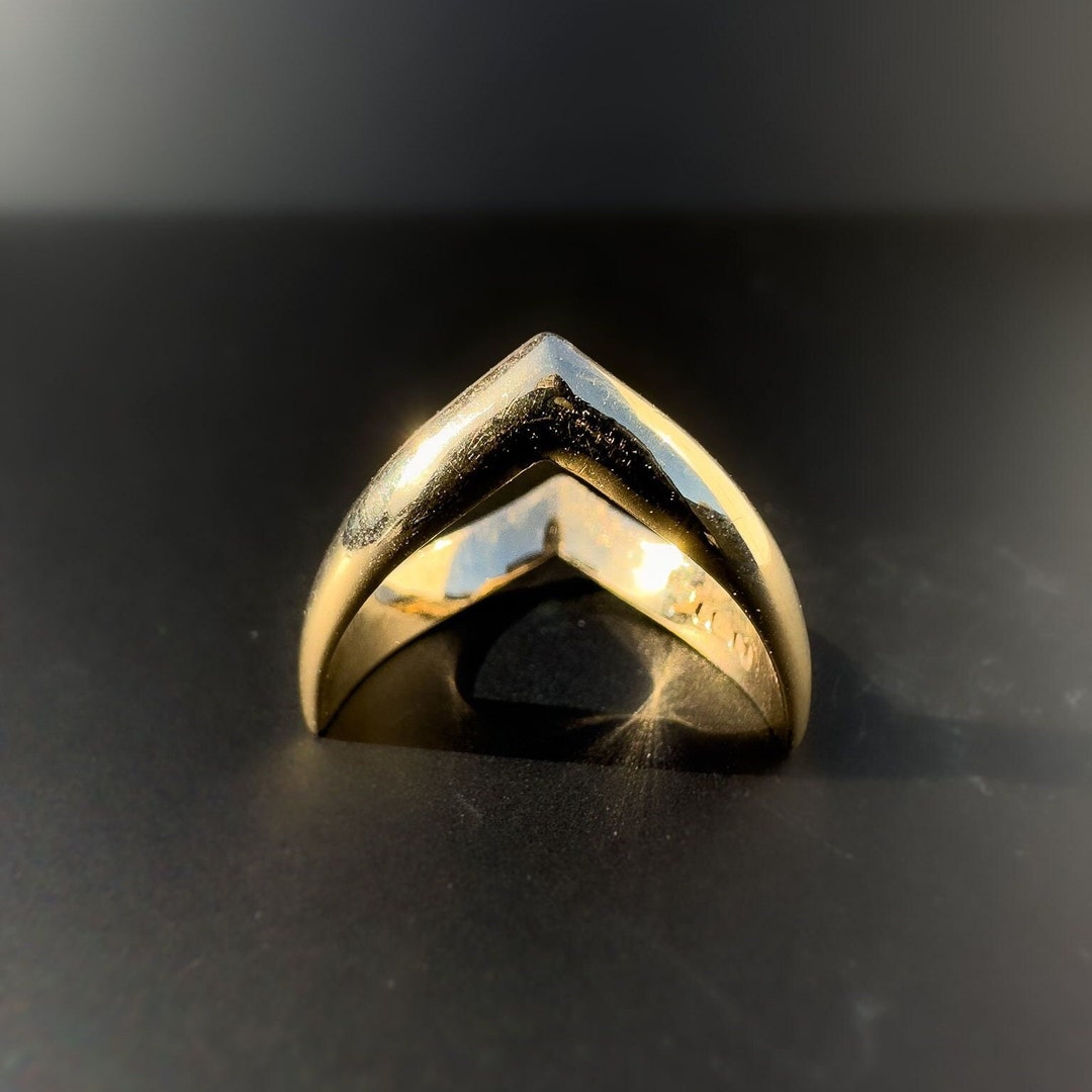 9ct Gold Vintage 90s Retro Solid Gold Wish Bone Ring V Ring Thumb Ring UK Size S English ...