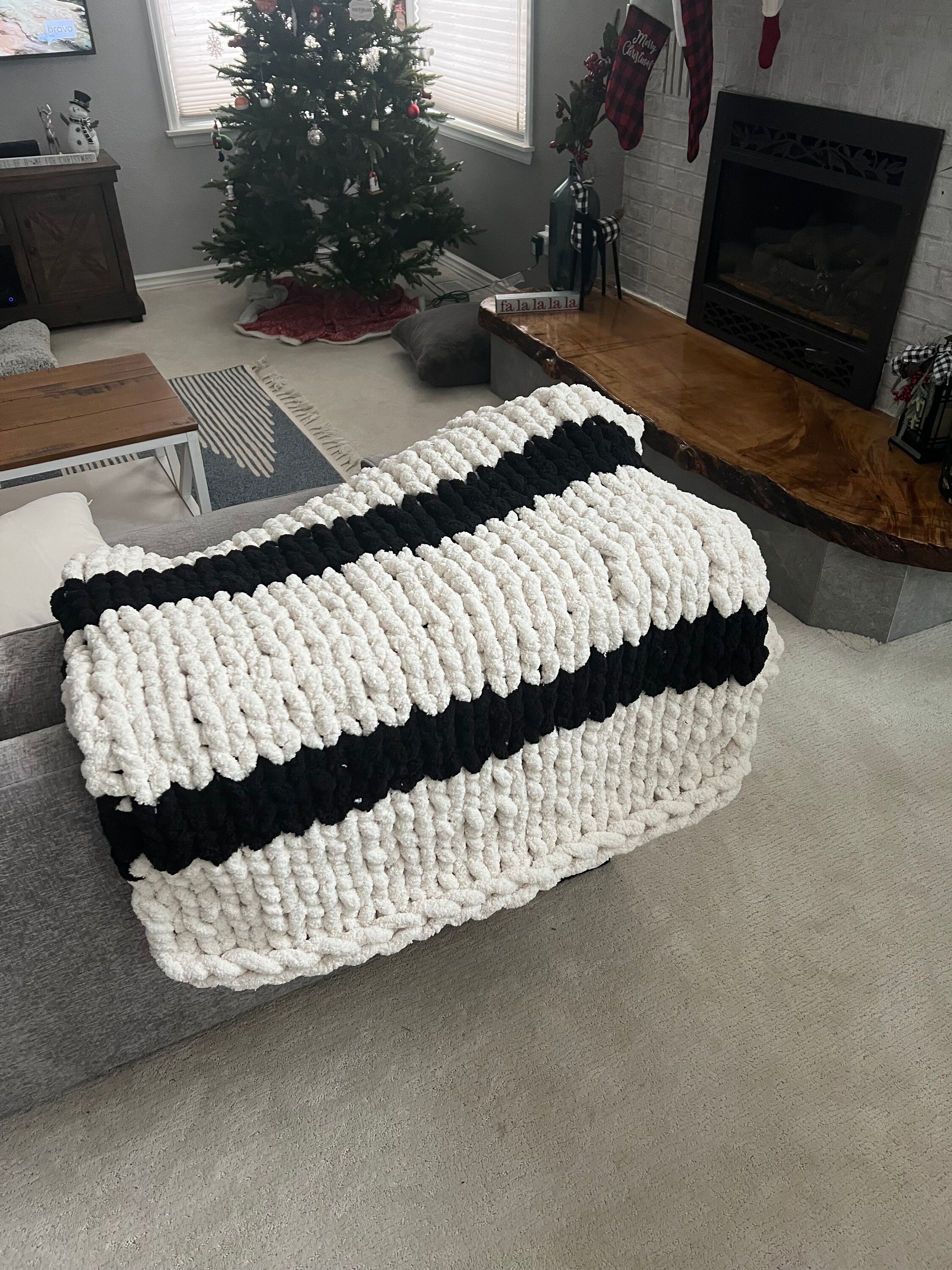 Multi Color Chunky Knit Throw Blankets - Etsy
