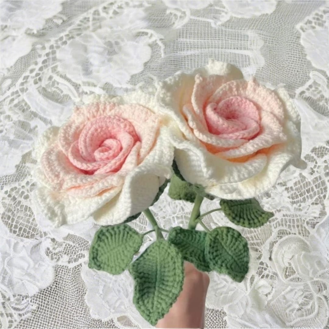 White Roses, Crochet Bouquet, Eternal Flowers, Crochet Flowers, Crafts ...