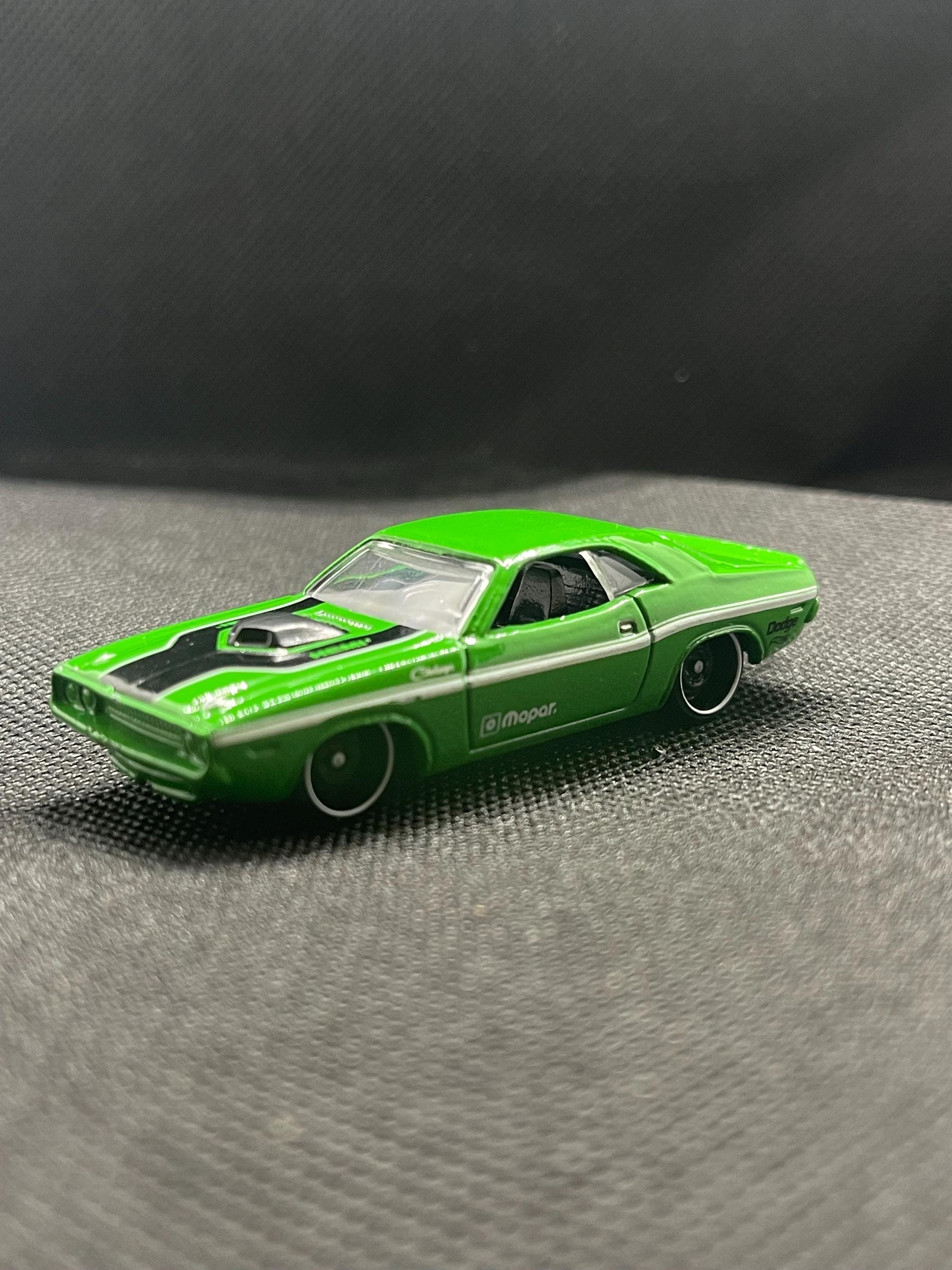 1970 Dodge Challenger Keychain - Etsy