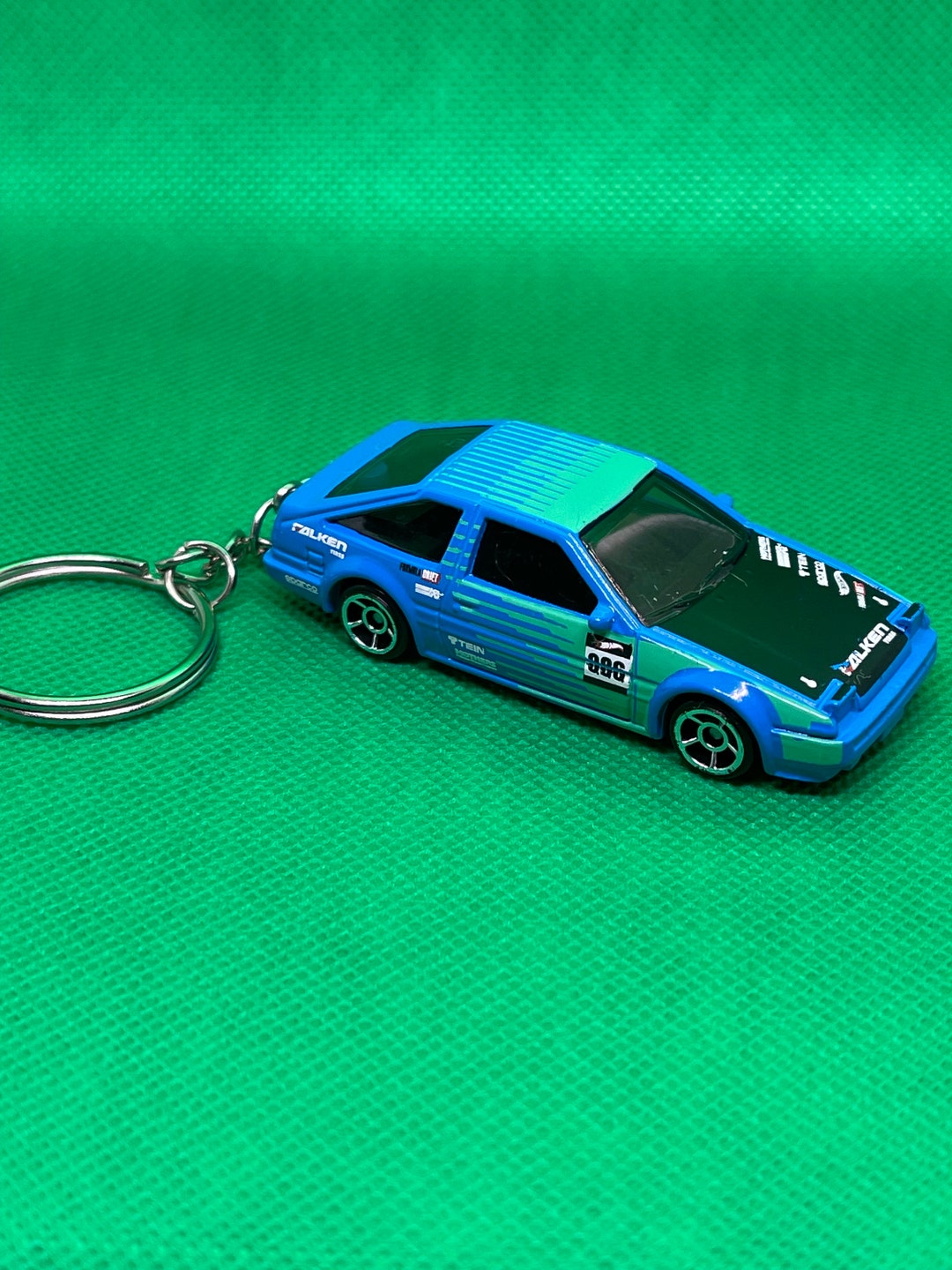 Toyata AE86 Sprinter Tureno Keychain - Etsy