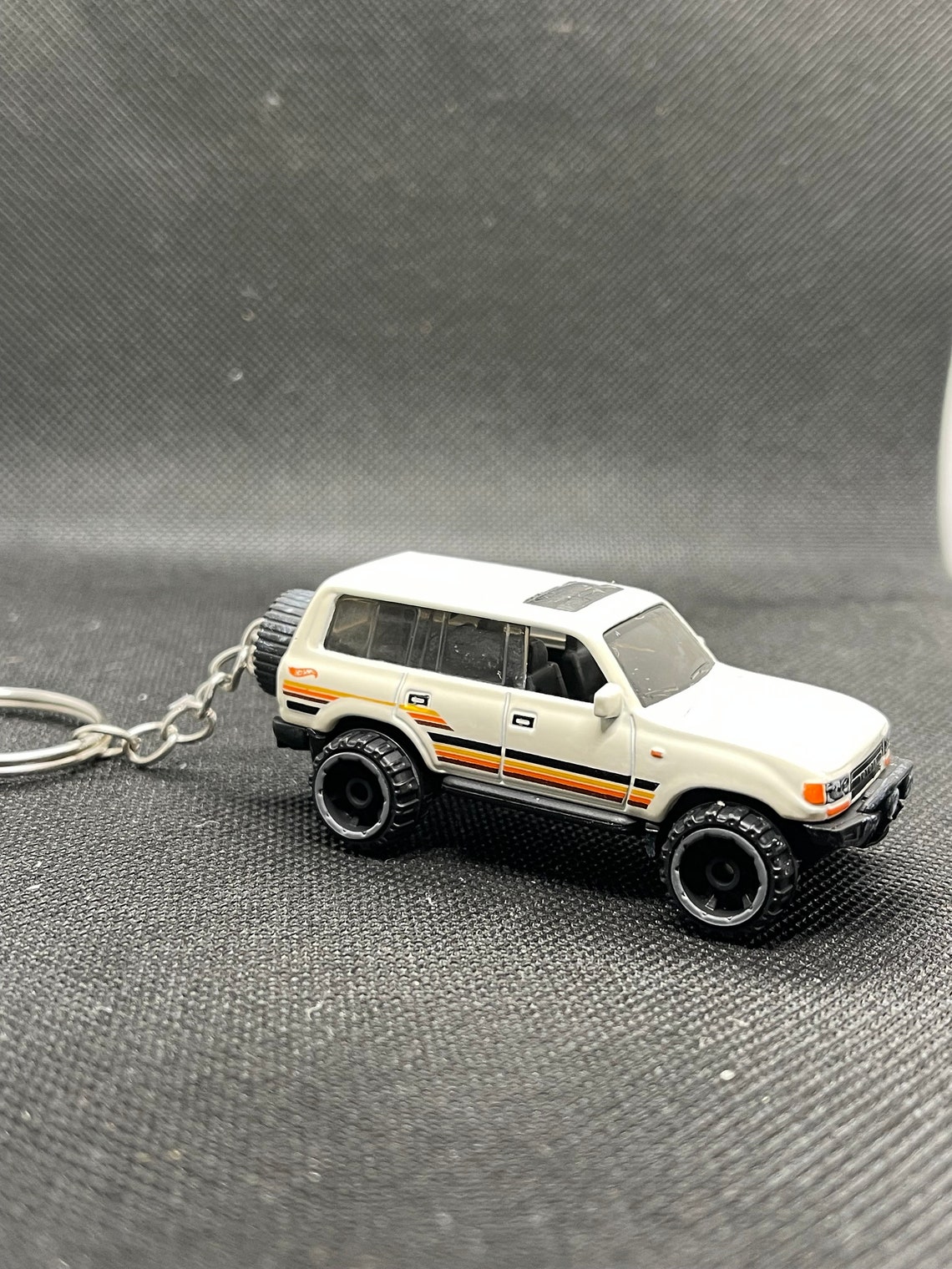 1980s Toyata Land Cruiser Keychain - Etsy