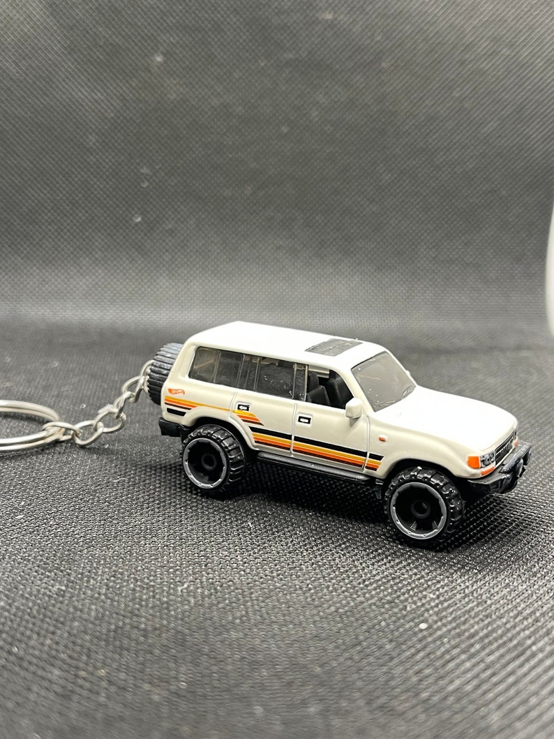 1980s Toyata Land Cruiser Keychain - Etsy