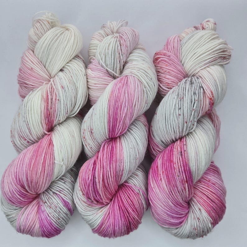 Hand Dyed Yarn - Pink Princess - 4ply Weight 100g 400mtrs Superwash ...