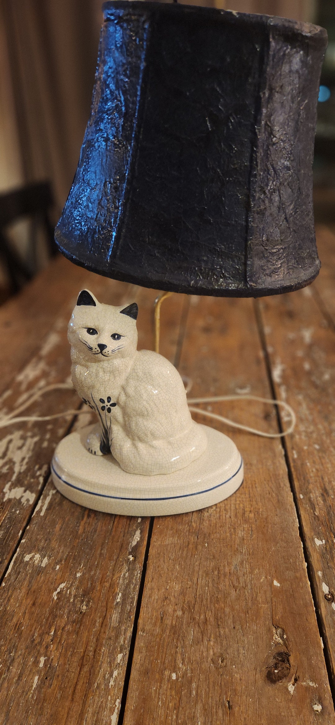 Art Pottery Dedham Pottery Shed Large Cat Sitting Crackled Glaze Lamp ...