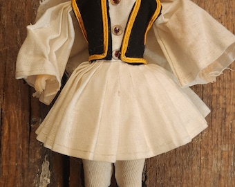 Vintage Greek Doll - Traditional Costume - Souvenir Doll - 13" - Amalia ...