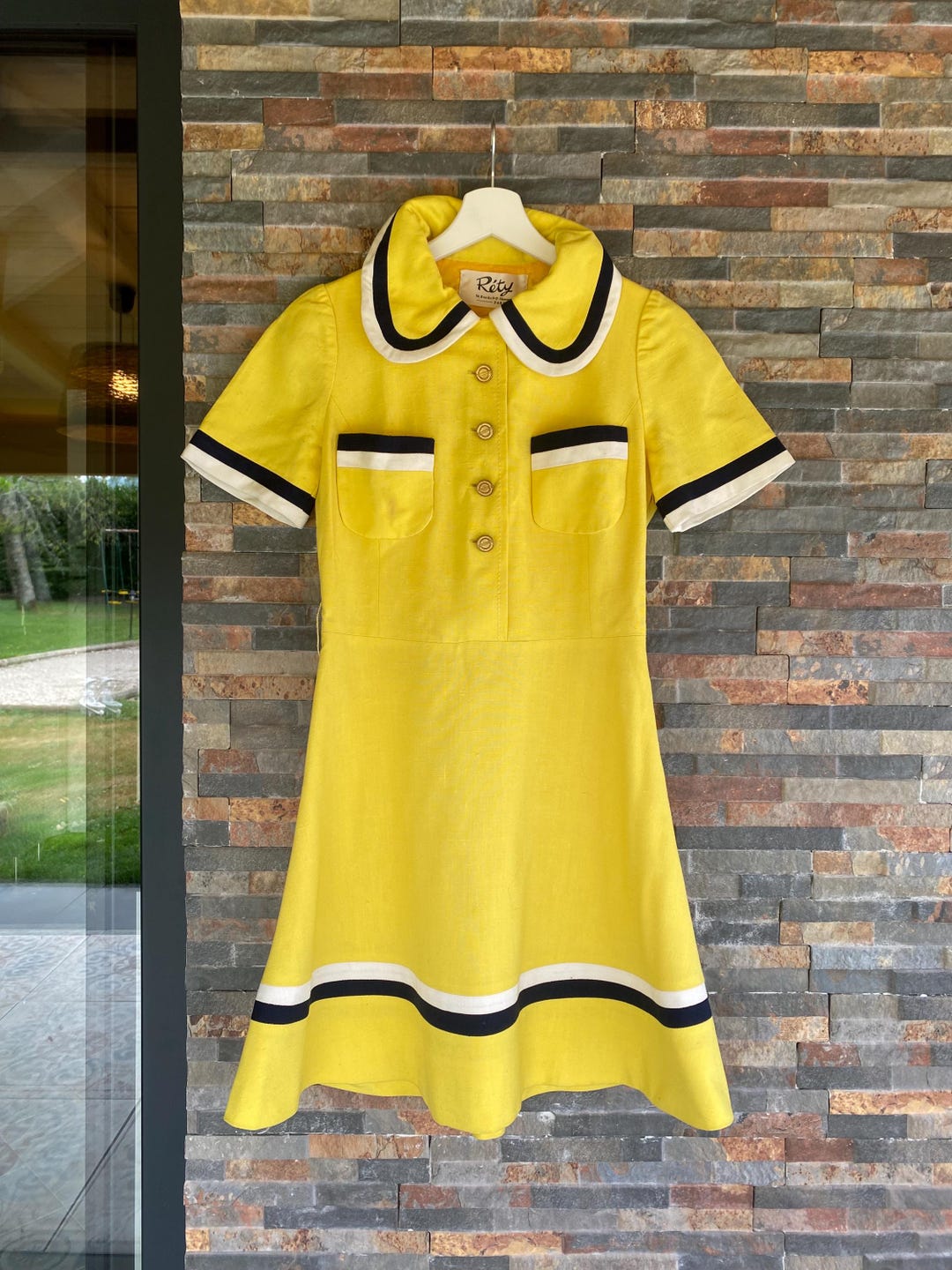1960s Réty Couture Saint Honoré French Vintage Lemon Yellow Dress With ...