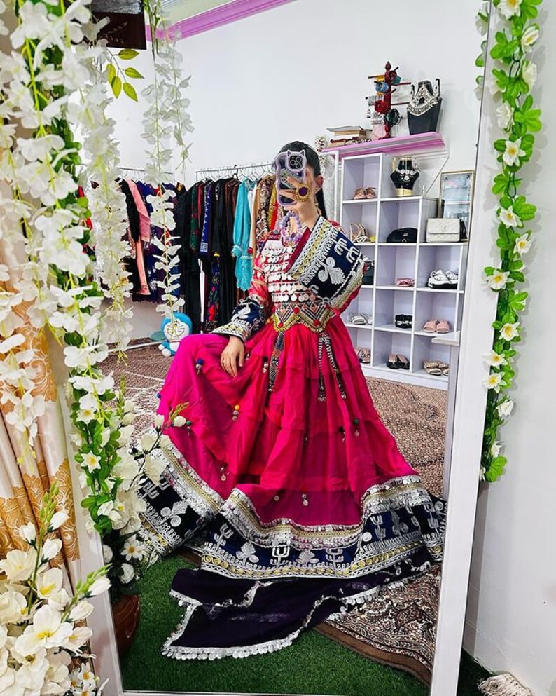 Afghan Cloth Afghan Dress Vintage Afghan New Design Afghan Kuchi Girl ...