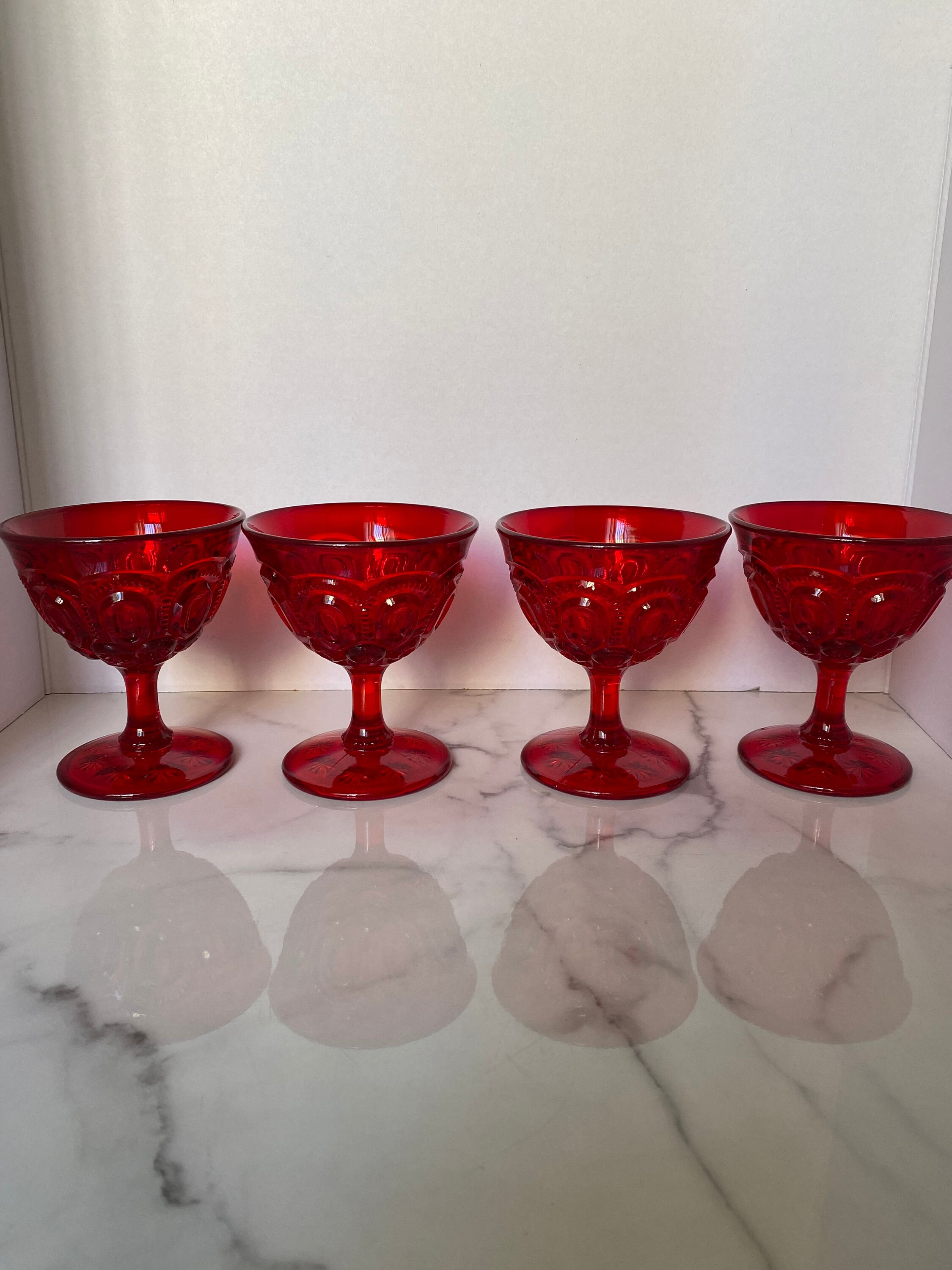 Vintage Red Moon and Star Set of 4 Glasses - Etsy