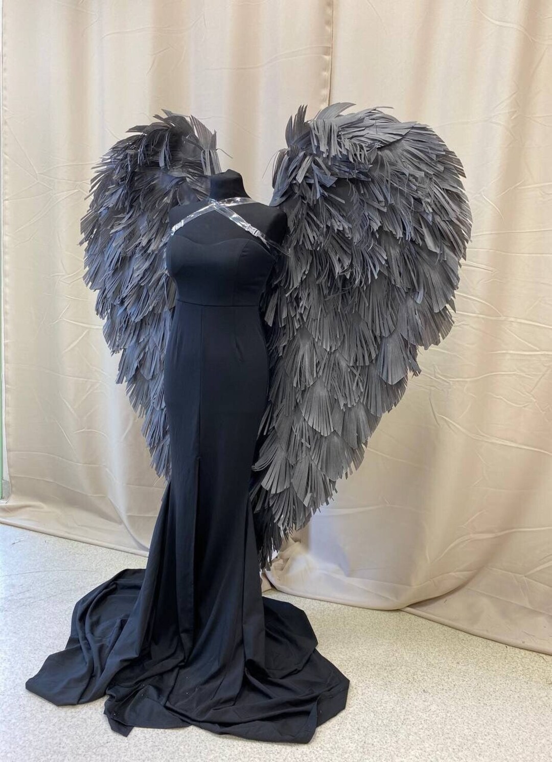 Large Gray Angel Wings, Cosplay Wings, Fluffy Gray Wings, Wings Photo ...