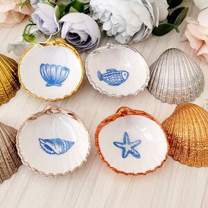 Pairs of Cockle Shells Salt and Pepper Pinch Pots, Salt and Pepper ...