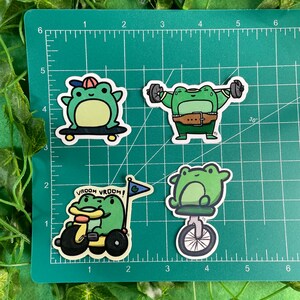 Active Frogs Vinyl Stickers (lifting, Vroom , Skateboarding, Unicycle ...