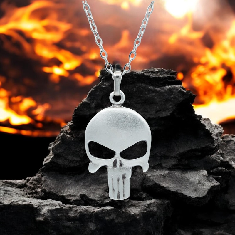 Superhero Necklace - Etsy