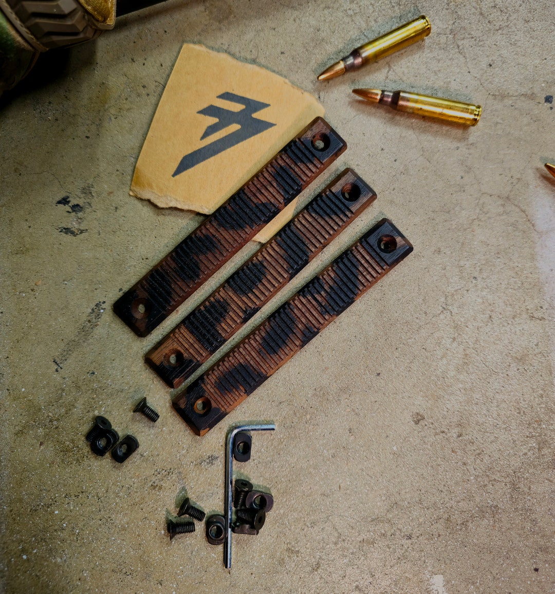 Keymod Rail Cover Fde Wood M-lok & Keymod Rail Cover, LINES Texture ...